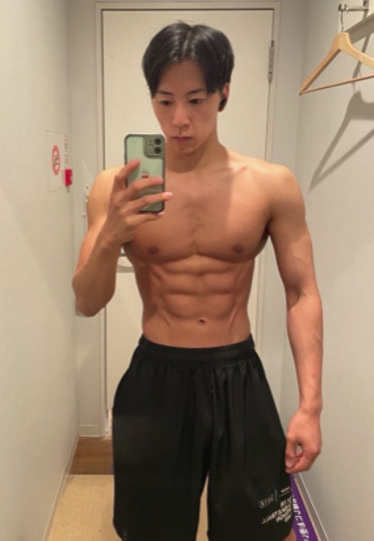 01-ZERO ONE / タレントエージェンシー