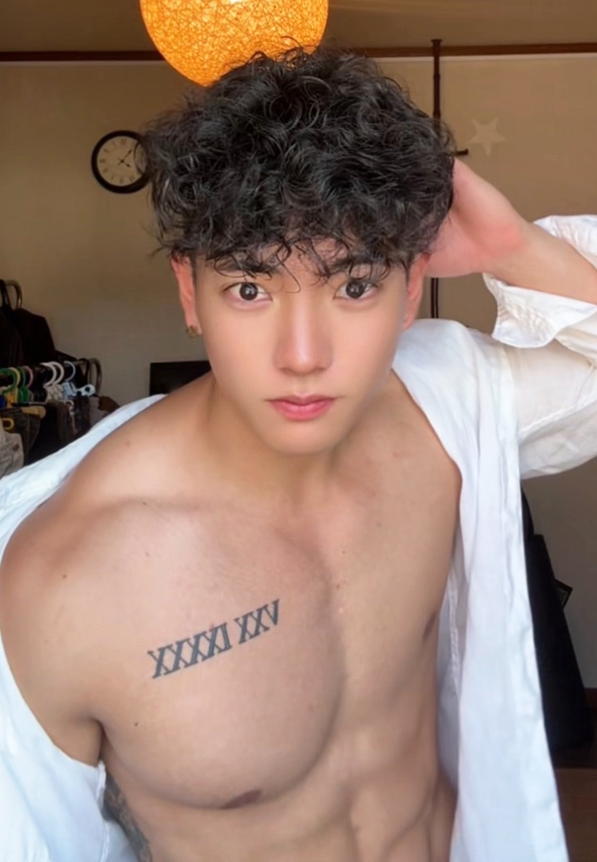 01-ZERO ONE / タレントエージェンシー