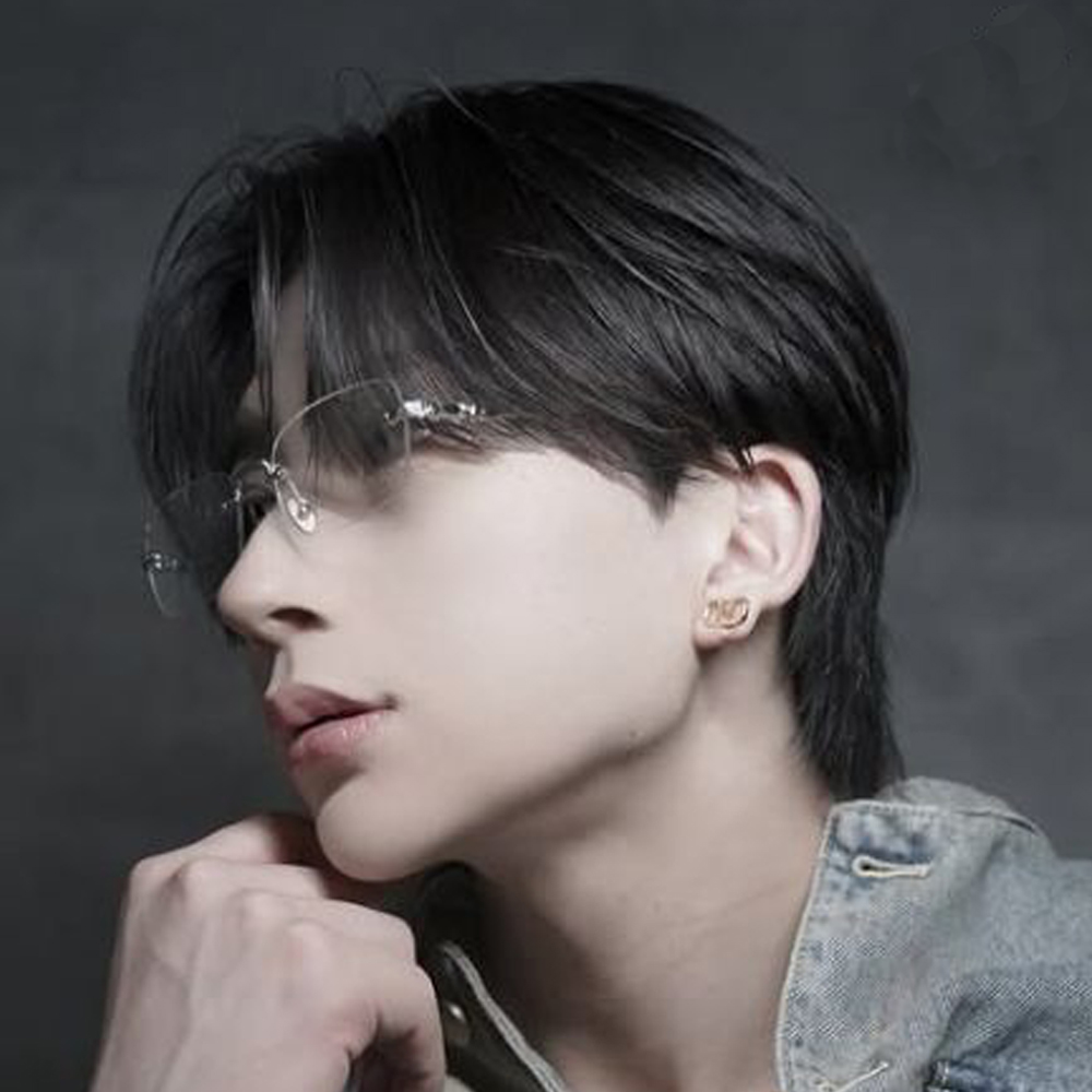 01-ZERO ONE / タレントエージェンシー